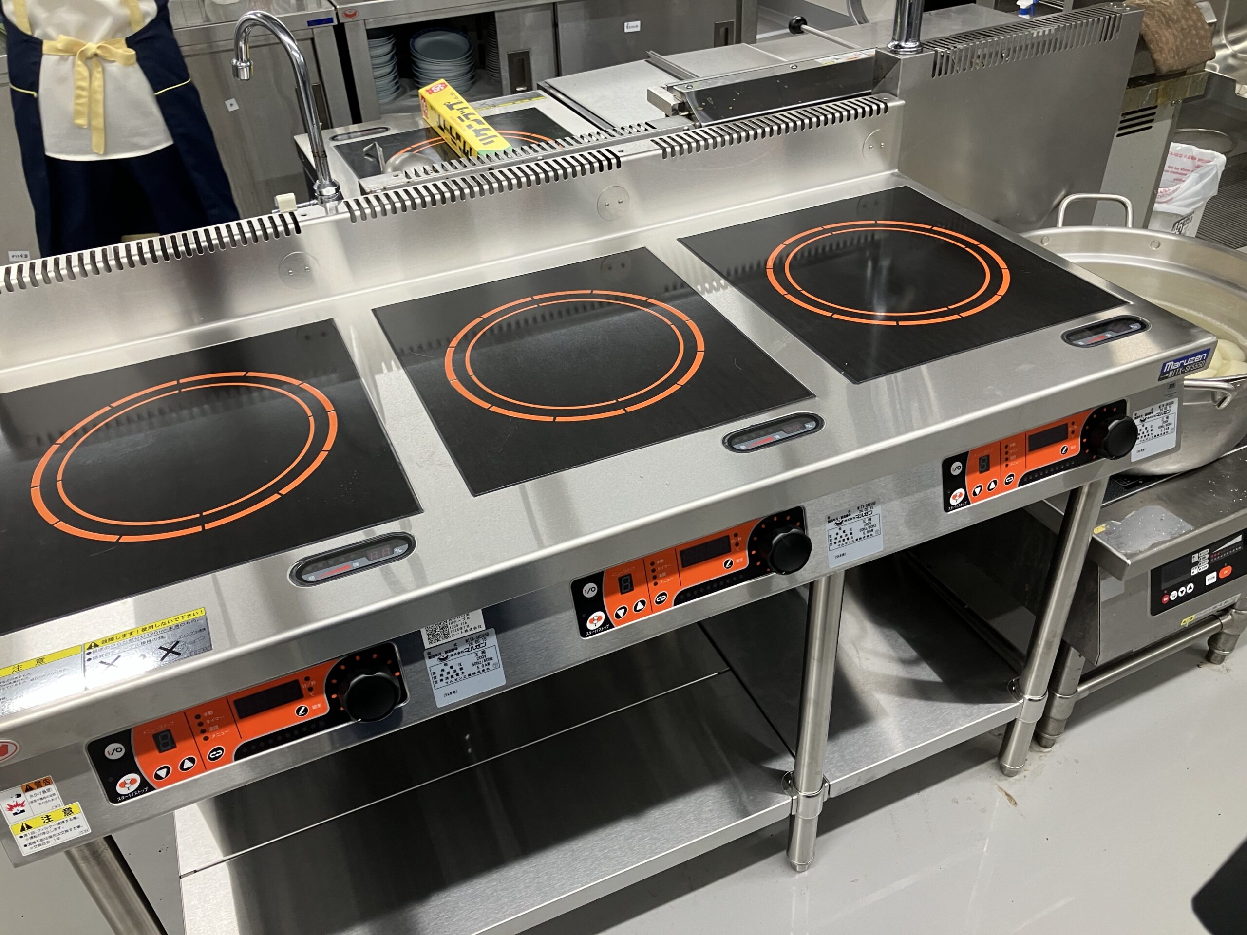 IHテーブル設置！！ - KEART株式会社 - 加古川、姫路、明石、神戸の厨房機器の修理ならお任せください